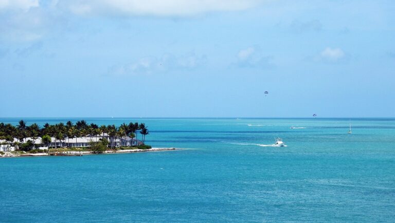 The Perfect Florida Keys Road Trip | Mackintosh Travels™