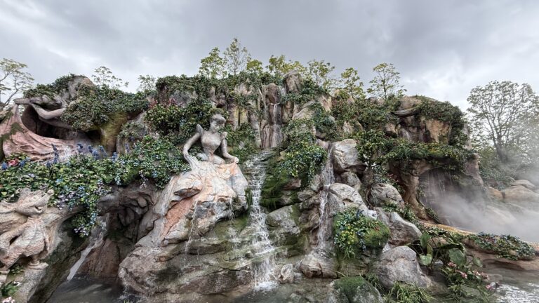 Tokyo DisneySea Review | Mackintosh Travels™